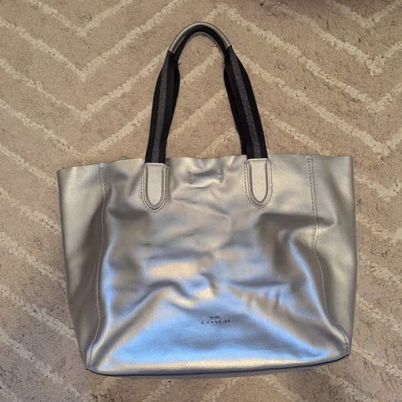 Coach | Bags | Coach Derby Tote Bag Purse Metallic Gray Pebbled Leather ...